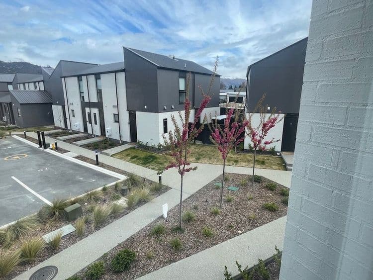 One Bedroom Townhouse Apartments | Alpine Junction Albert Town, Wanaka ...