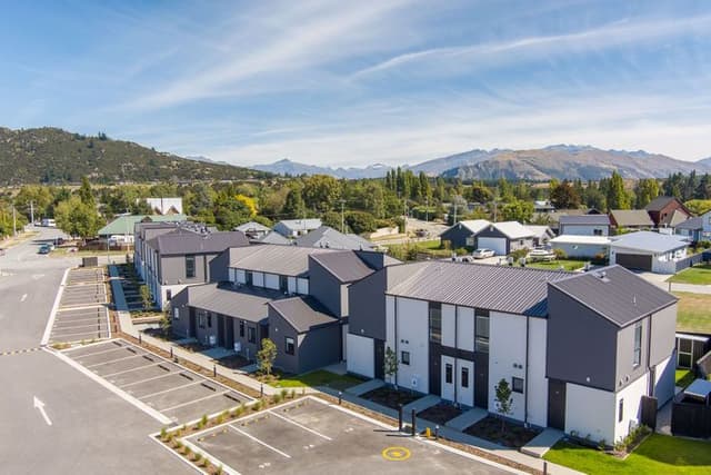 Hotel Stays | Alpine Junction Albert Town, Wanaka | Alpine Junction